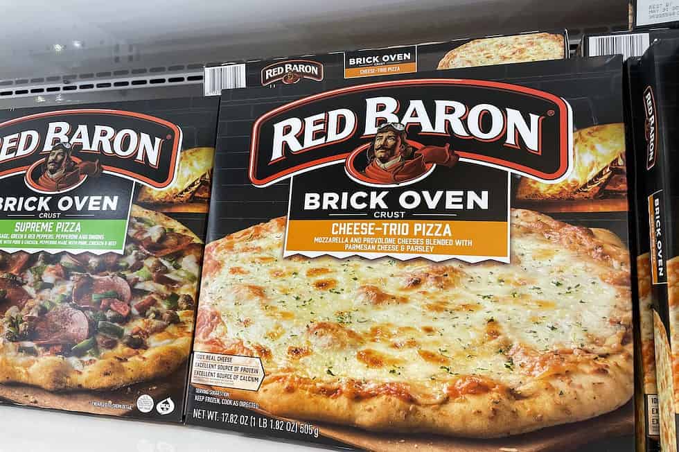 15 Best Red Baron Pizzas, Ranked - Shopfood.com